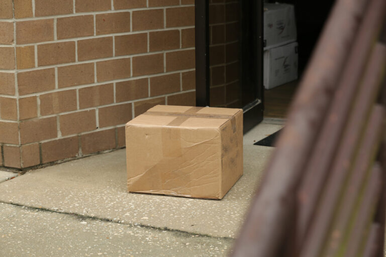 Do Ups People Leave Stuff On Your Door Or In Mailboxes?